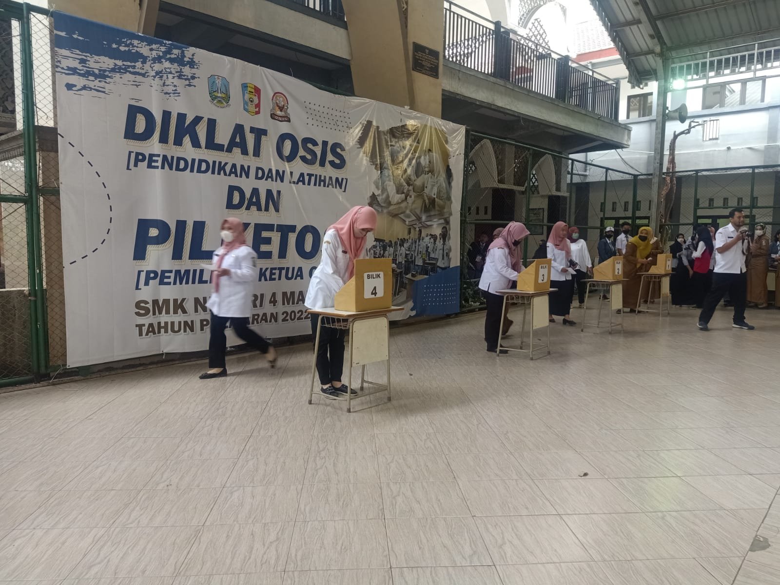Pemilihan Ketua OSIS (Pilketos) 2022/2023 “Satu Suara Suara Grafika ...